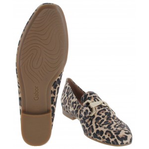 Sale Now On! Shop Sale Shoes, sandals, Trainers, Clothing and Accessories.