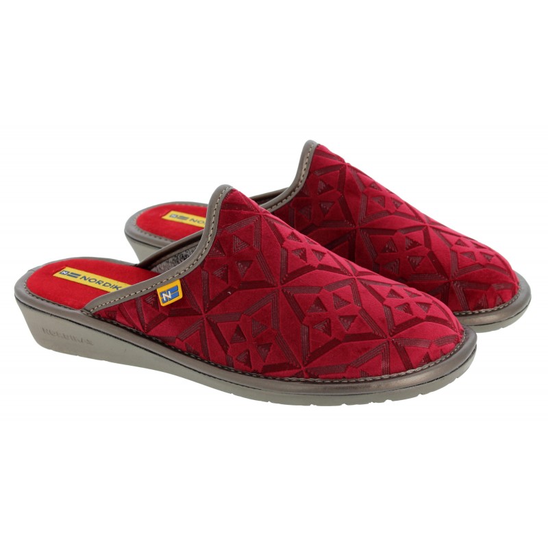 Nordikas 2165 o Mule Slippers in Rojo Red.